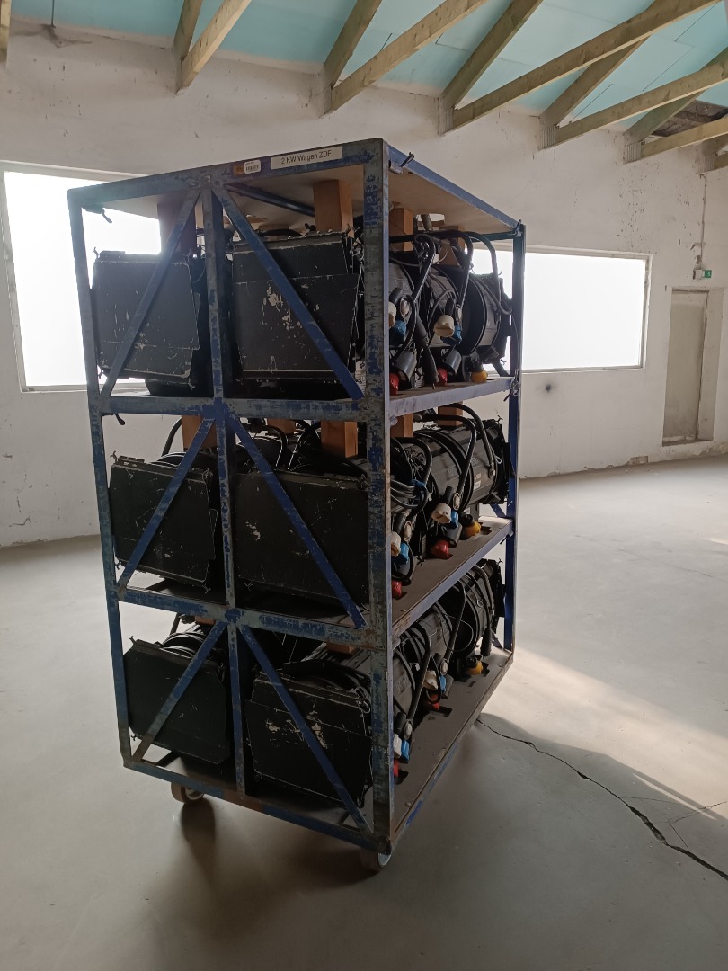 Rank Strand, Strand Lighting 2 KW Fresnel ,p.o. | 1950 EUR - Gebrauchte ...